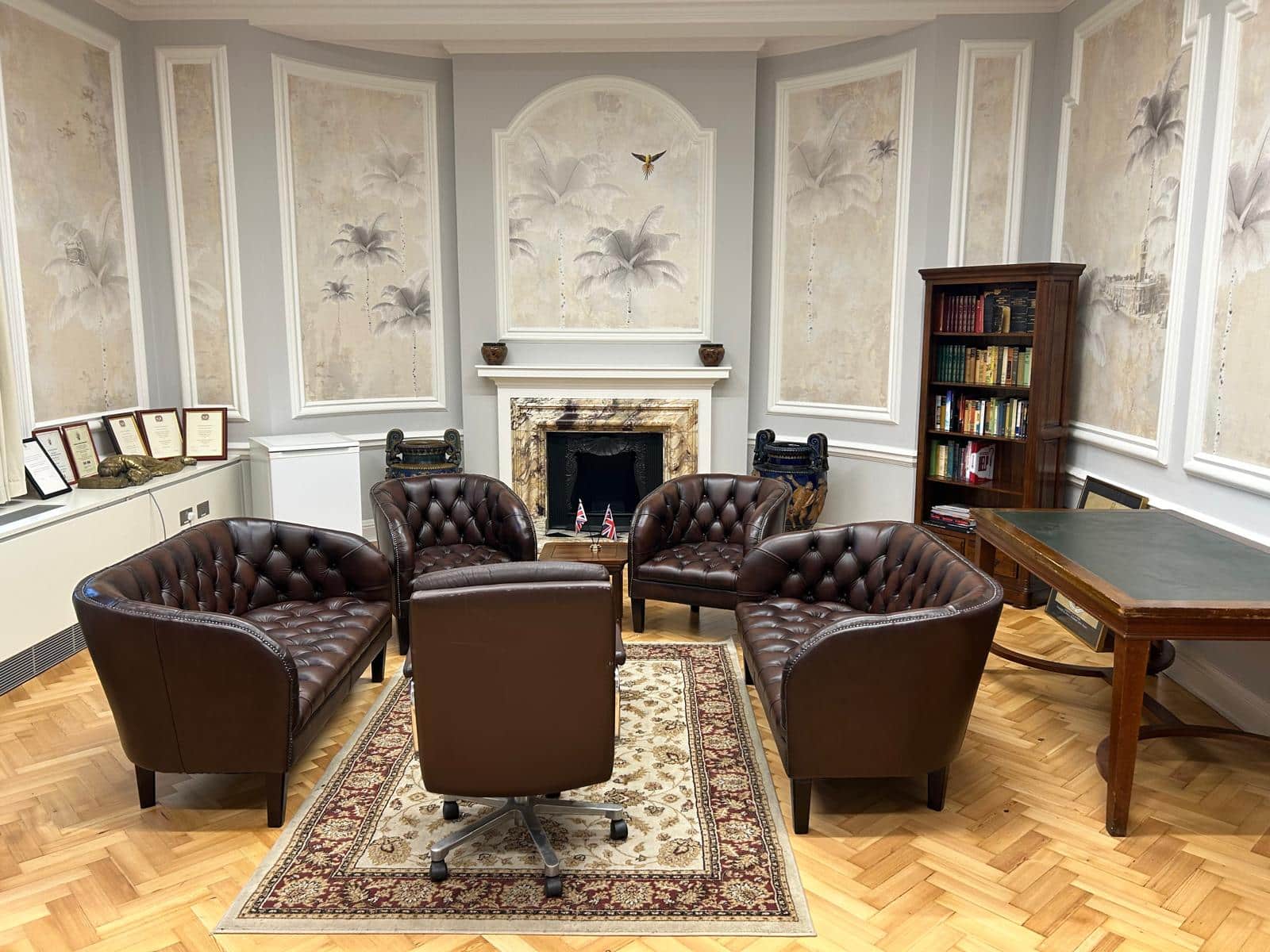 Decoration of Lambeth Mayor's Office | AGS One | Case Studies